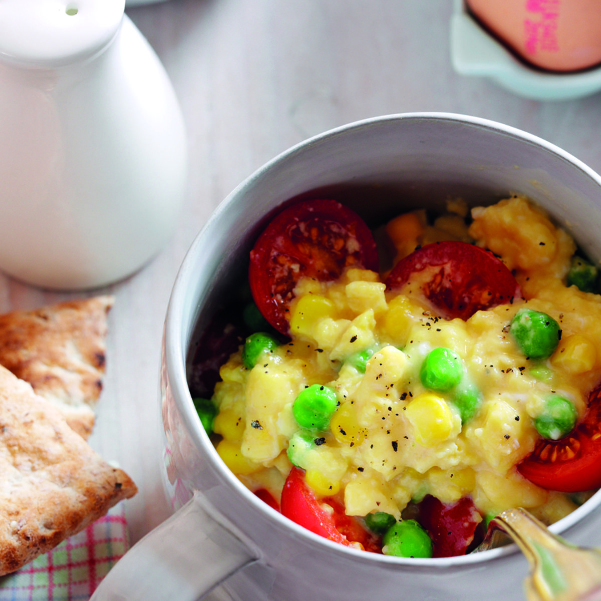 how to cook egg in a mug