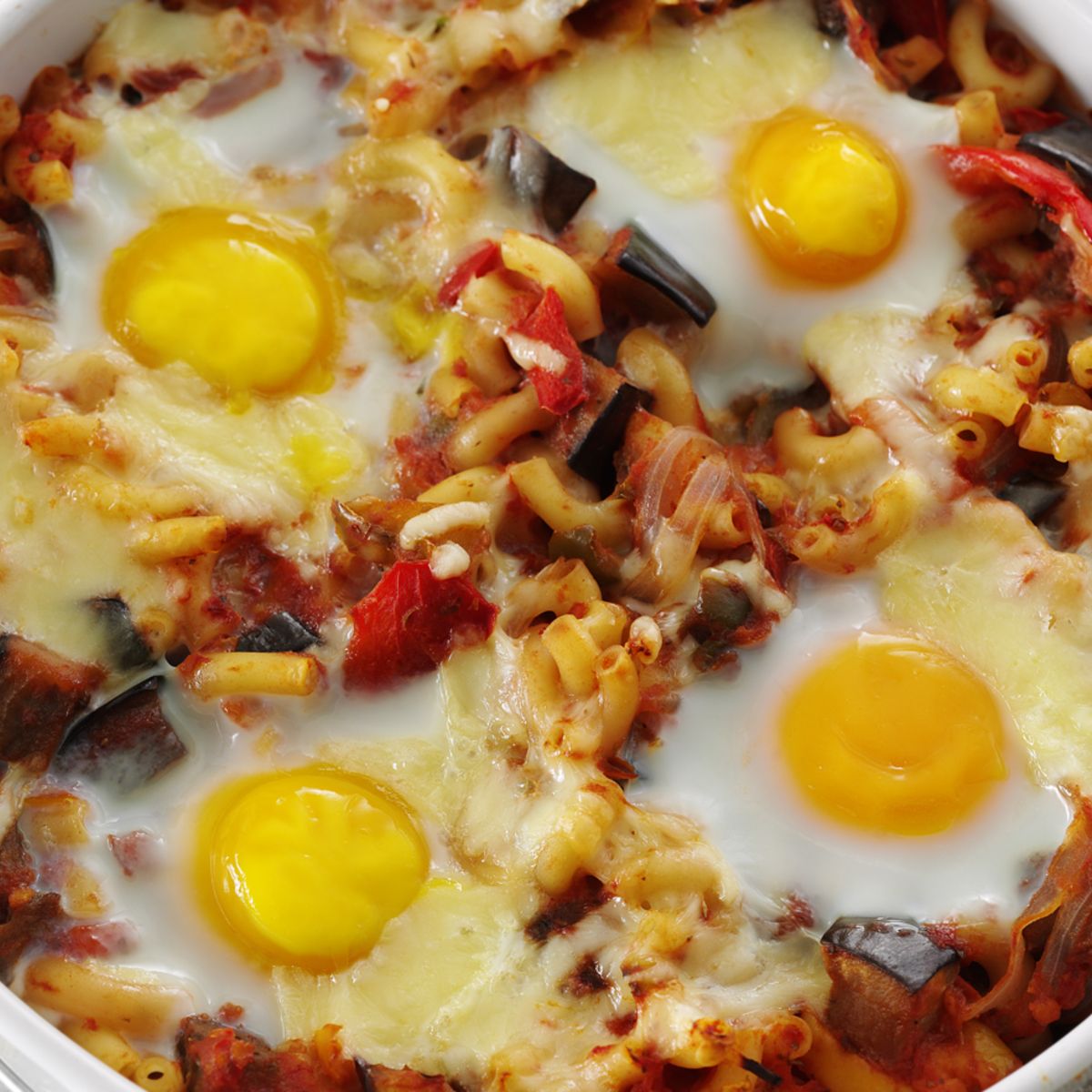 how to cook an egg on pasta