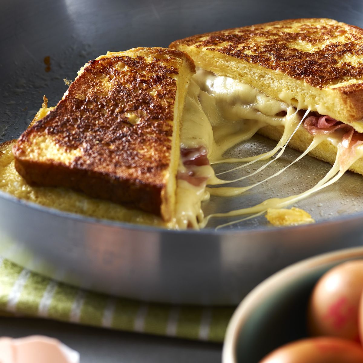 how to cook omelet sandwich