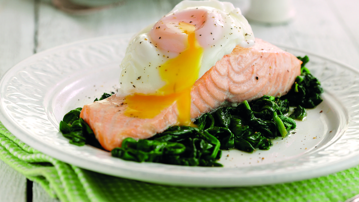 Poached Salmon Poached Salmon With Chervil Hollandaise