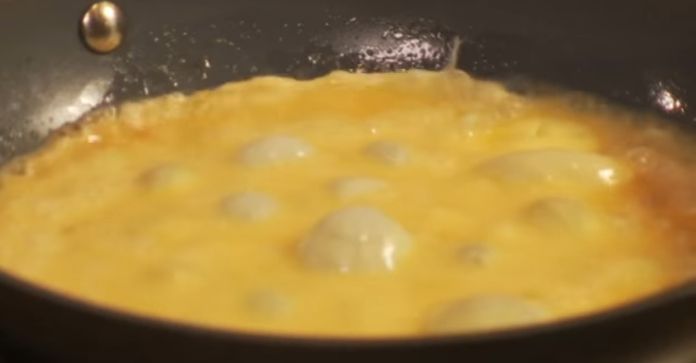 how to cook an omelette without milk